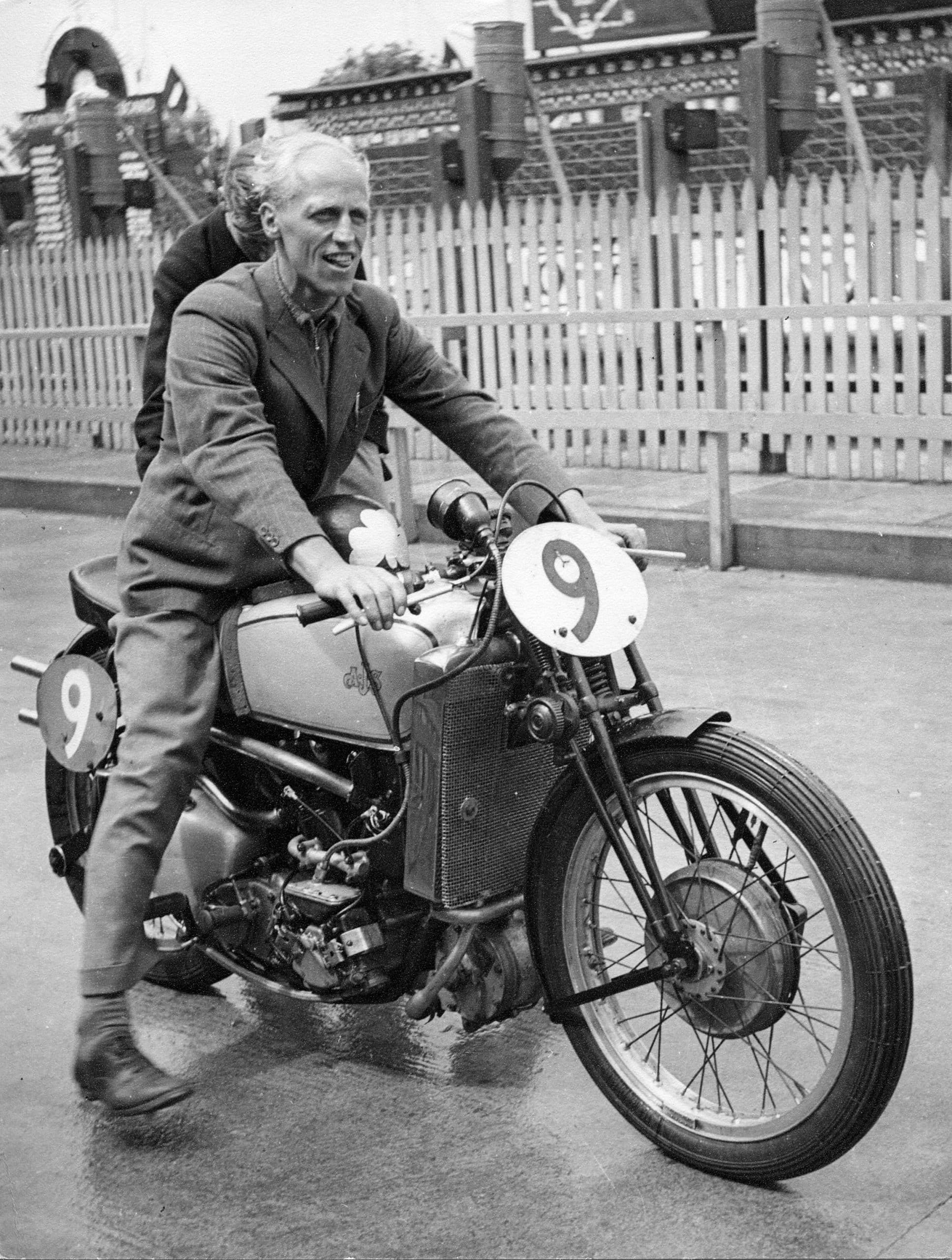 The supercharged AJS V4 - Britains most exotic racer, ever!