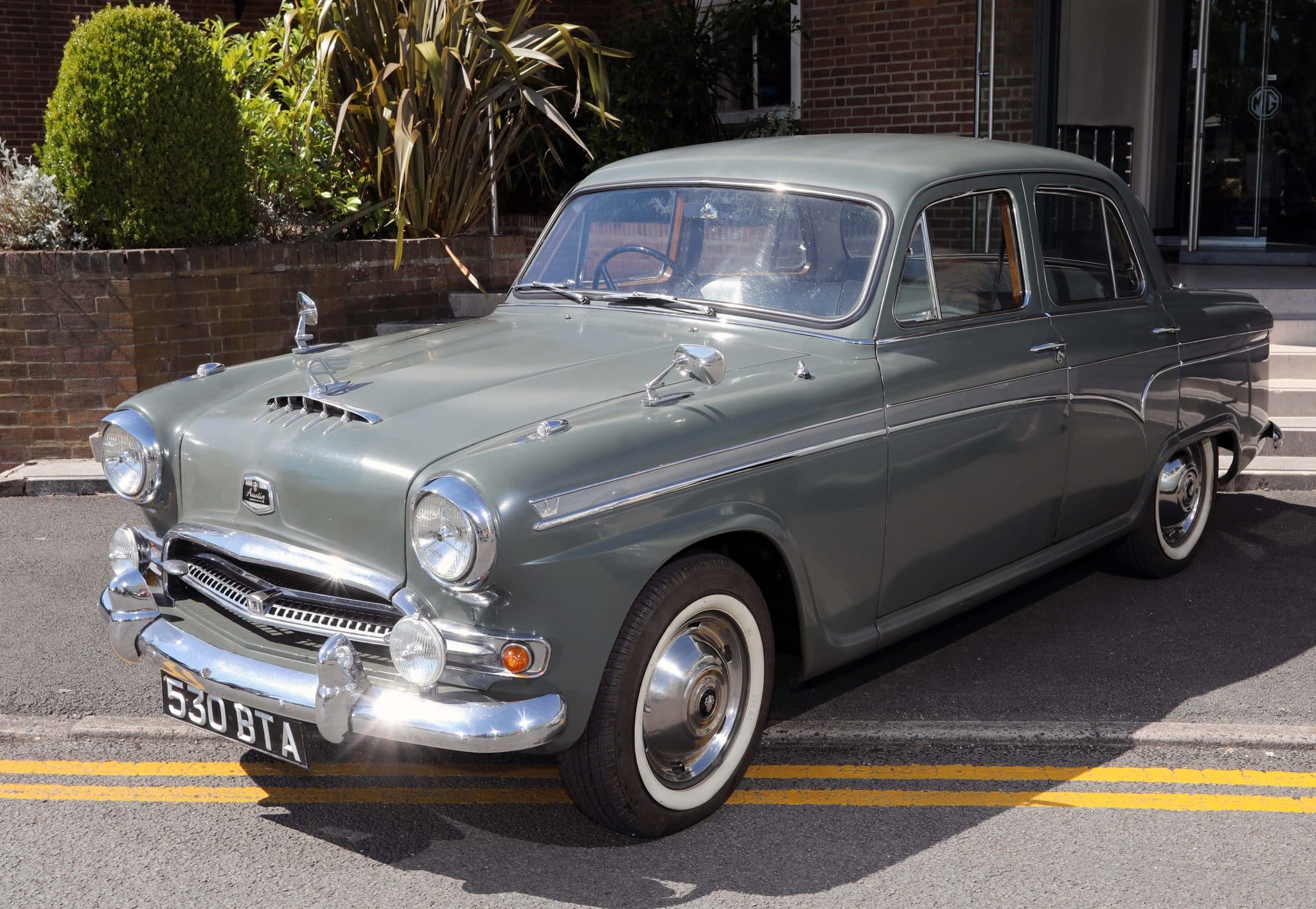 Vanden Plas History and the legacy of Kingsbury Works - Peter James ...